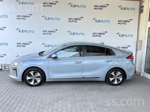 Pelēks Hyundai Ioniq 2019 Rīga, ar dzinēja tilpumu 0.00 L un nobraukumu 93 tūkst. km par 9500 €, foto 2 vietnē AUTOMOTO.COM.LV