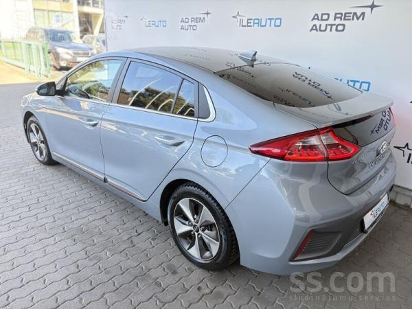 Pelēks Hyundai Ioniq 2019 Rīga, ar dzinēja tilpumu 0.00 L un nobraukumu 93 tūkst. km par 9500 €, foto 3 vietnē AUTOMOTO.COM.LV