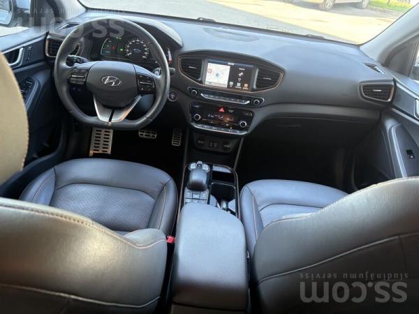 Pelēks Hyundai Ioniq 2019 Rīga, ar dzinēja tilpumu 0.00 L un nobraukumu 93 tūkst. km par 9500 €, foto 8 vietnē AUTOMOTO.COM.LV