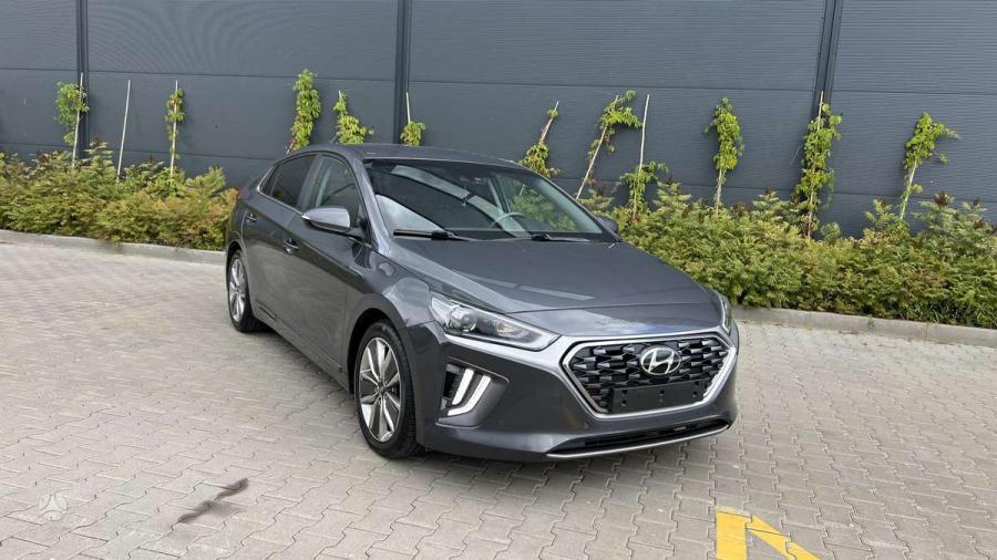 Серый Хендай Ioniq 2019 в Вильнюс, объемом двигателя 1.58 л и пробегом 320 тыс. км за 7300 €, фото 1 на AUTOMOTO.COM.LV