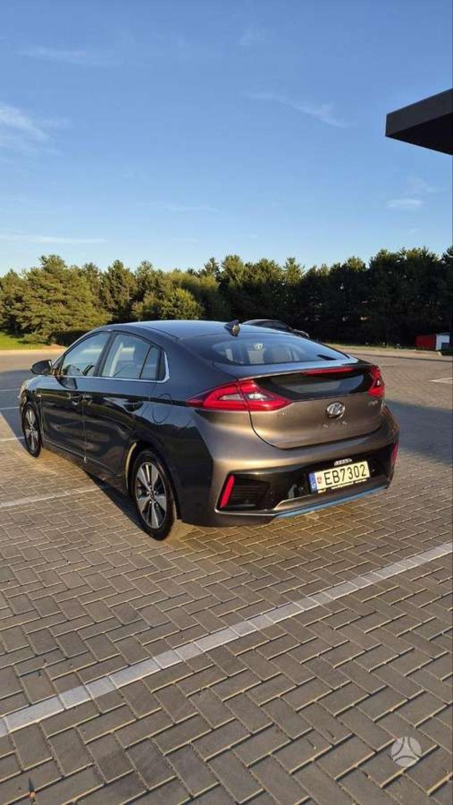 Pelēks Hyundai Ioniq 2019 Kauņa, ar dzinēja tilpumu 1.58 L un nobraukumu 186 tūkst. km par 11500 €, foto 9 vietnē AUTOMOTO.COM.LV