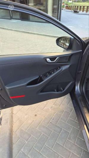 Pelēks Hyundai Ioniq 2019 Kauņa, ar dzinēja tilpumu 1.58 L un nobraukumu 186 tūkst. km par 11500 €, foto 11 vietnē AUTOMOTO.COM.LV