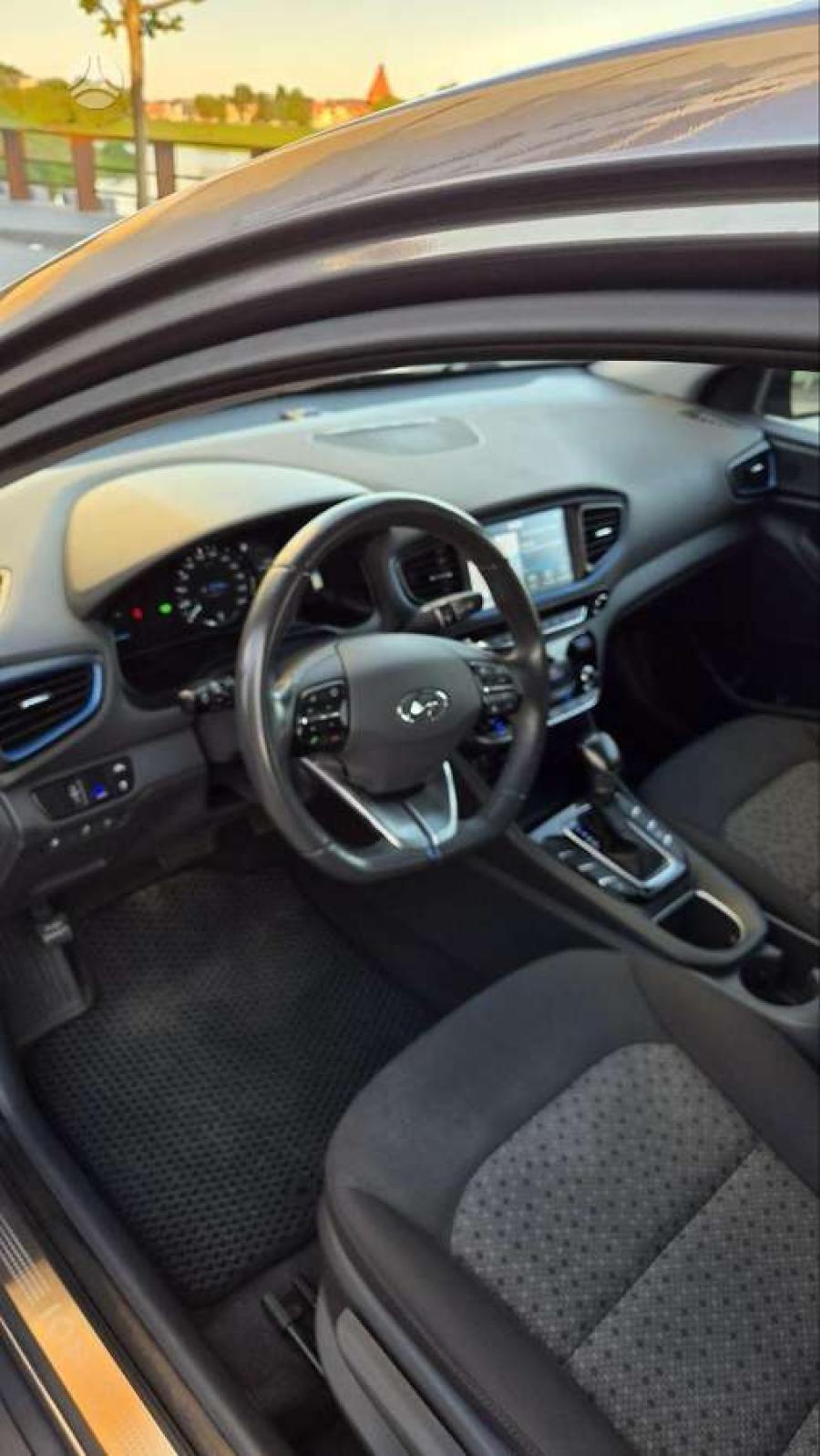 Pelēks Hyundai Ioniq 2019 Kauņa, ar dzinēja tilpumu 1.58 L un nobraukumu 186 tūkst. km par 11500 €, foto 12 vietnē AUTOMOTO.COM.LV