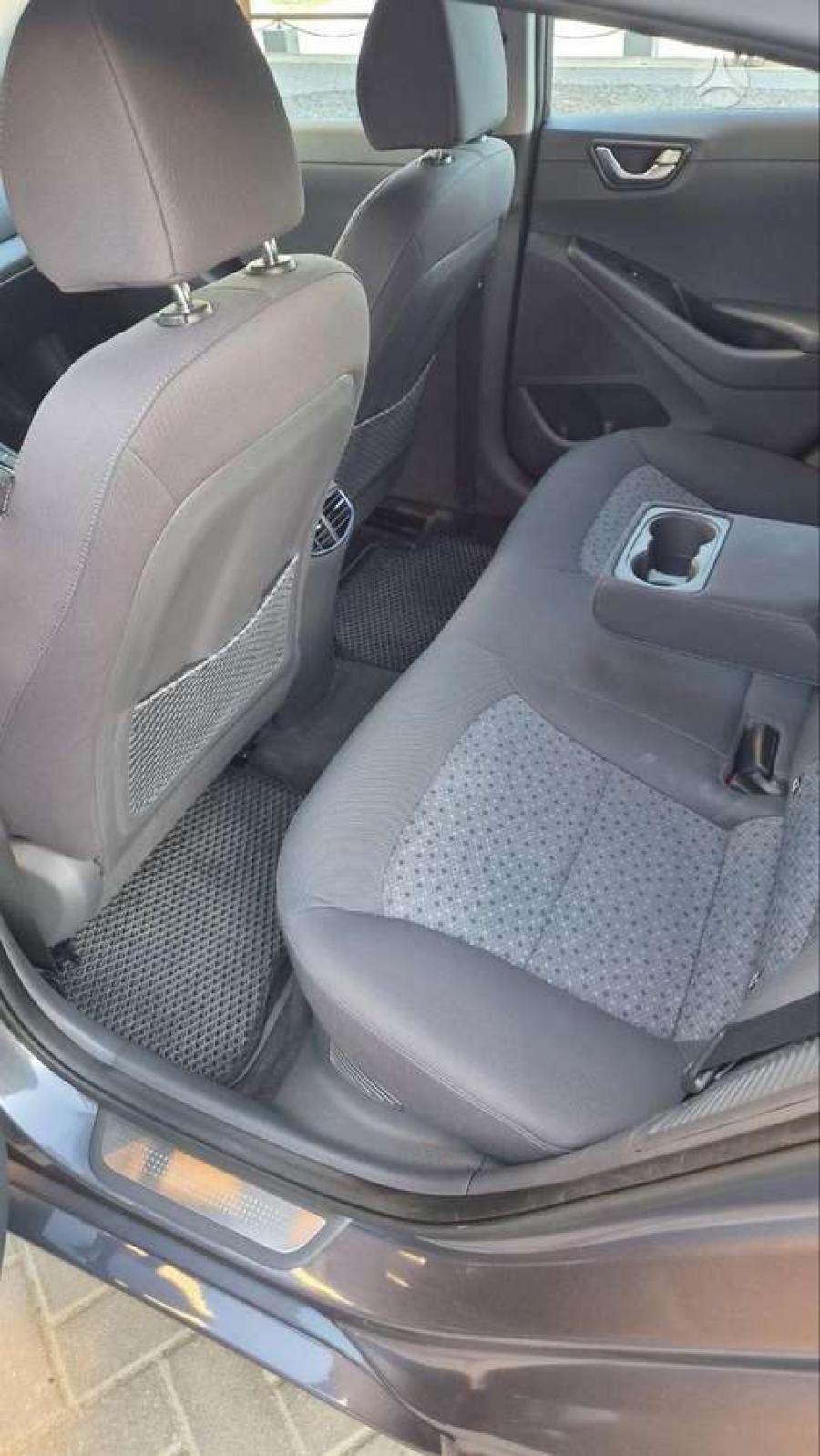 Pelēks Hyundai Ioniq 2019 Kauņa, ar dzinēja tilpumu 1.58 L un nobraukumu 186 tūkst. km par 11500 €, foto 14 vietnē AUTOMOTO.COM.LV