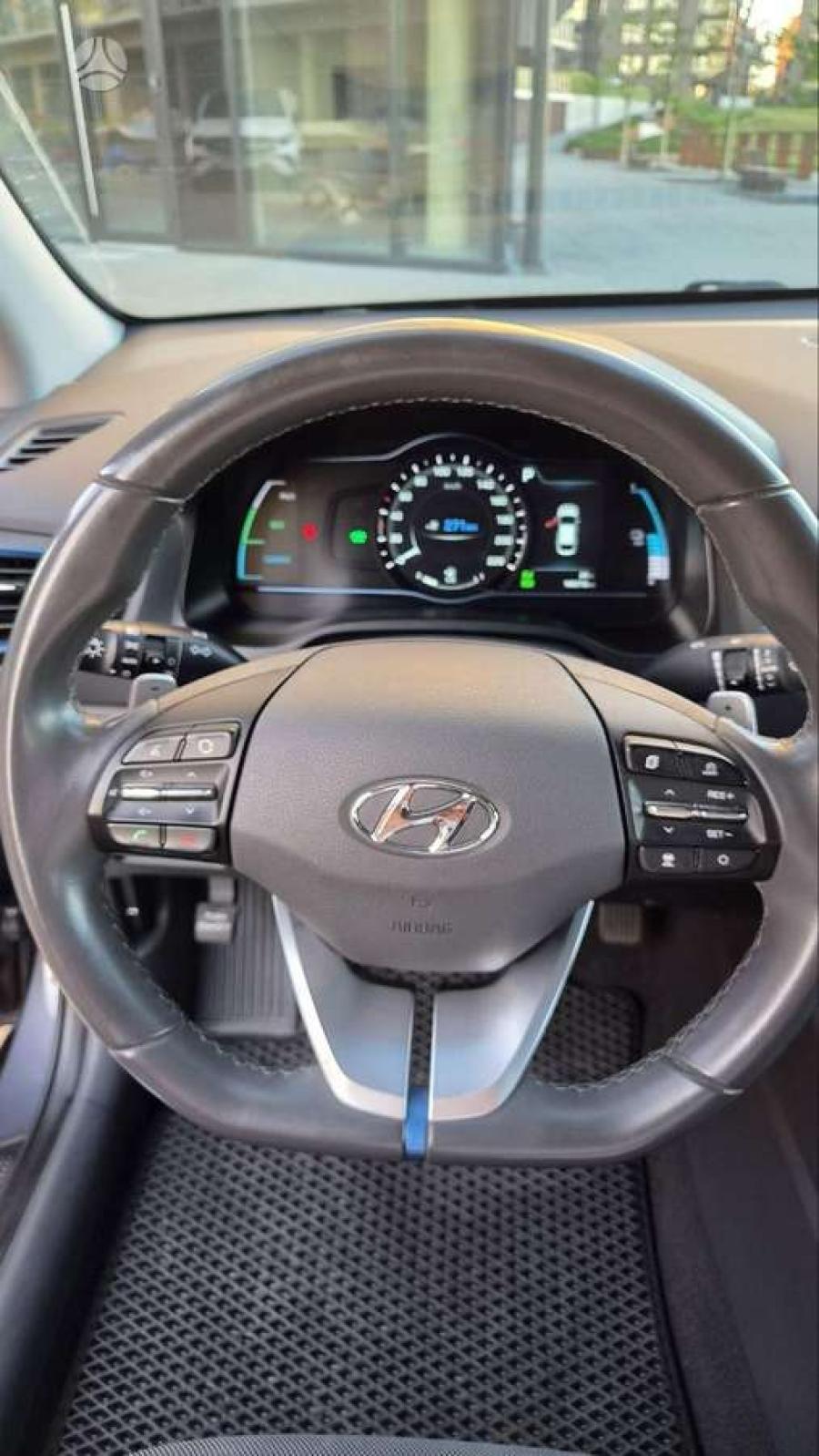 Pelēks Hyundai Ioniq 2019 Kauņa, ar dzinēja tilpumu 1.58 L un nobraukumu 186 tūkst. km par 11500 €, foto 21 vietnē AUTOMOTO.COM.LV