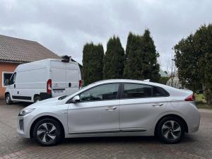 Grey Hyundai Ioniq 2019 in Taurage, with an engine capacity of 1.58 L and mileage of 176 thousand km for 8990 €, photo 3 on AUTOMOTO.COM.LV