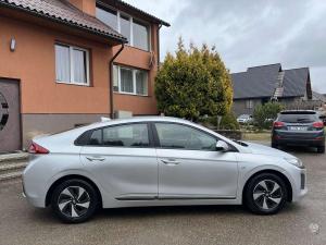 Grey Hyundai Ioniq 2019 in Taurage, with an engine capacity of 1.58 L and mileage of 176 thousand km for 8990 €, photo 7 on AUTOMOTO.COM.LV