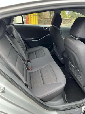 Grey Hyundai Ioniq 2019 in Taurage, with an engine capacity of 1.58 L and mileage of 176 thousand km for 8990 €, photo 11 on AUTOMOTO.COM.LV