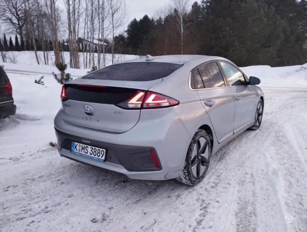 Pelēks Hyundai Ioniq 2020 Viļņa, ar dzinēja tilpumu 1.58 L un nobraukumu 342 tūkst. km par 8799 €, foto 5 vietnē AUTOMOTO.COM.LV