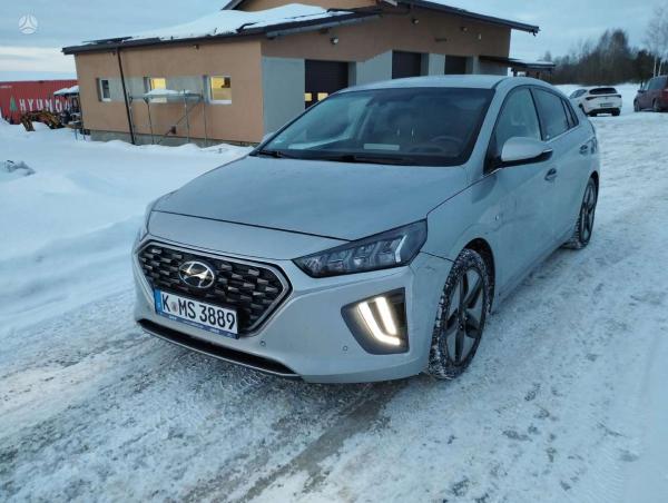 Pelēks Hyundai Ioniq 2020 Viļņa, ar dzinēja tilpumu 1.58 L un nobraukumu 342 tūkst. km par 8799 €, foto 9 vietnē AUTOMOTO.COM.LV