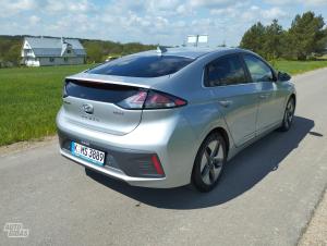 Pelēks Hyundai Ioniq 2020 Viļņa, ar dzinēja tilpumu 1.60 L un nobraukumu 343 tūkst. km par 9800 €, foto 5 vietnē AUTOMOTO.COM.LV