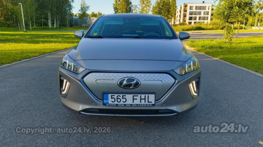 Серый Хендай Ioniq 2020 в Таллин, объемом двигателя 0.00 л и пробегом 97 тыс. км за 17999 €, фото 1 на AUTOMOTO.COM.LV