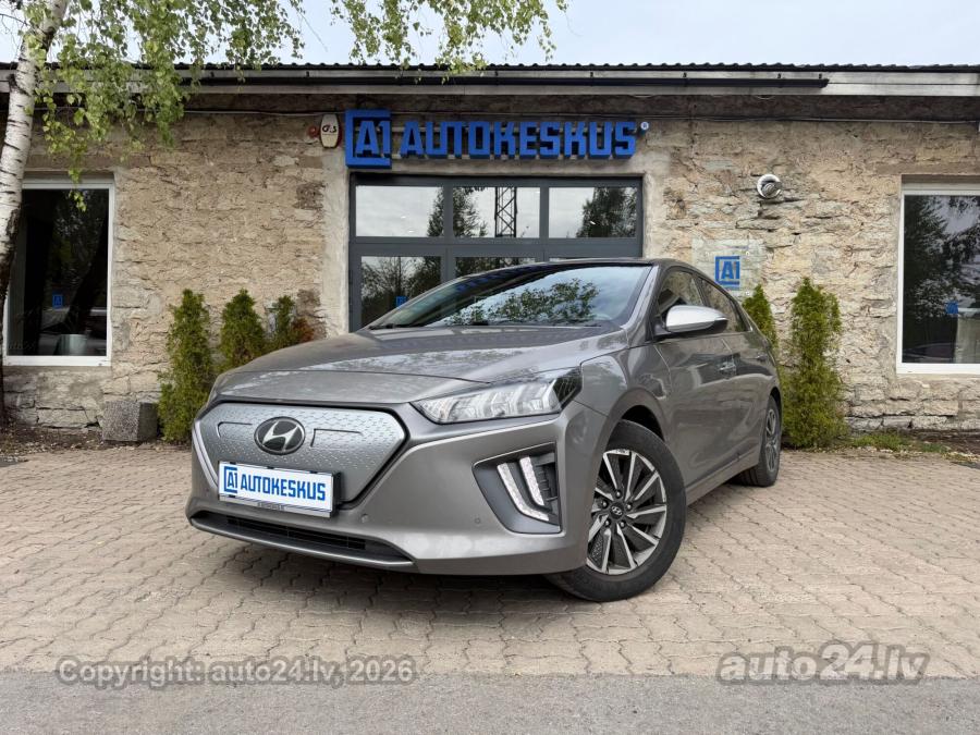 Серый Хендай Ioniq 2020 в Таллин, объемом двигателя 0.00 л и пробегом 85 тыс. км за 16990 €, фото 1 на AUTOMOTO.COM.LV