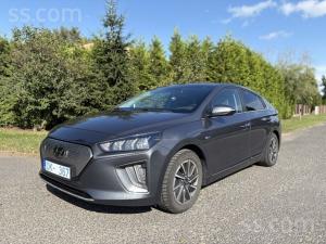 Grey Hyundai Ioniq 2020 in Riga, with an engine capacity of 1.60 L and mileage of 119 thousand km for 13500 €, photo  on AUTOMOTO.COM.LV