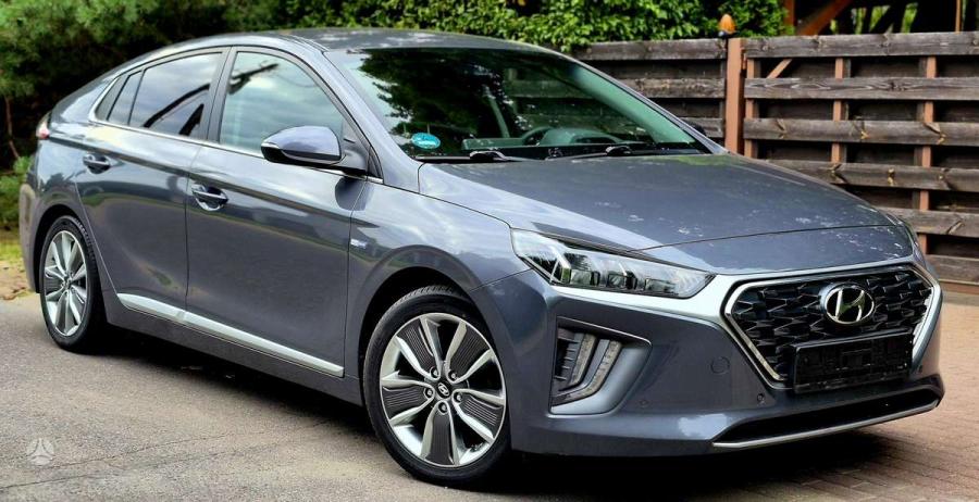 Pelēks Hyundai Ioniq 2020 Viļņa, ar dzinēja tilpumu 1.58 L un nobraukumu 140 tūkst. km par 13400 €, foto 4 vietnē AUTOMOTO.COM.LV