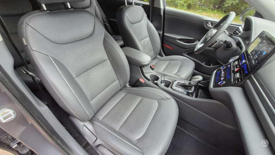 Pelēks Hyundai Ioniq 2020 Viļņa, ar dzinēja tilpumu 1.58 L un nobraukumu 140 tūkst. km par 13400 €, foto 11 vietnē AUTOMOTO.COM.LV