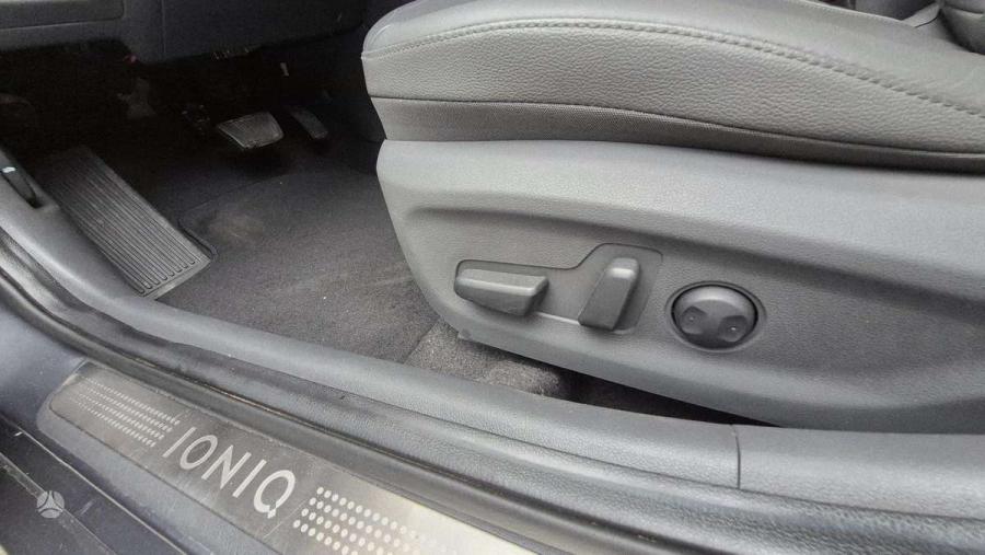 Pelēks Hyundai Ioniq 2020 Viļņa, ar dzinēja tilpumu 1.58 L un nobraukumu 140 tūkst. km par 13400 €, foto 15 vietnē AUTOMOTO.COM.LV