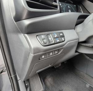 Pelēks Hyundai Ioniq 2020 Viļņa, ar dzinēja tilpumu 1.58 L un nobraukumu 140 tūkst. km par 13400 €, foto 16 vietnē AUTOMOTO.COM.LV