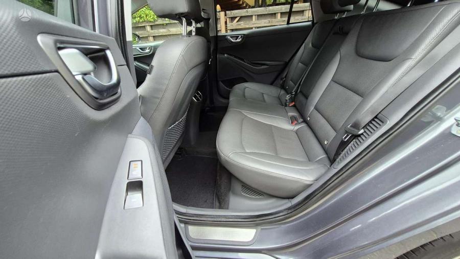 Pelēks Hyundai Ioniq 2020 Viļņa, ar dzinēja tilpumu 1.58 L un nobraukumu 140 tūkst. km par 13400 €, foto 21 vietnē AUTOMOTO.COM.LV