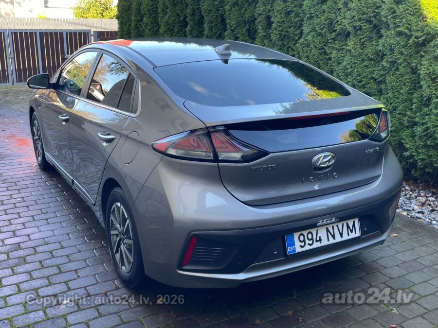 Pelēks Hyundai Ioniq 2020 Tallina, ar dzinēja tilpumu 0.00 L un nobraukumu 76 tūkst. km par 15990 €, foto 7 vietnē AUTOMOTO.COM.LV