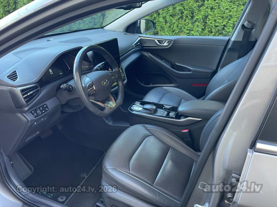 Pelēks Hyundai Ioniq 2020 Tallina, ar dzinēja tilpumu 0.00 L un nobraukumu 76 tūkst. km par 15990 €, foto 9 vietnē AUTOMOTO.COM.LV