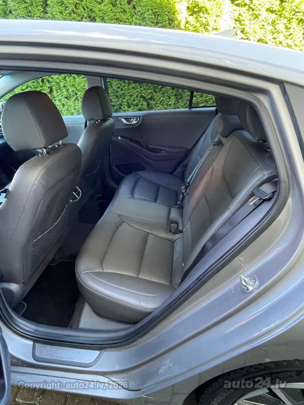 Grey Hyundai Ioniq 2020 in Tallinn, with an engine capacity of 0.00 L and mileage of 76 thousand km for 15990 €, photo 10 on AUTOMOTO.COM.LV