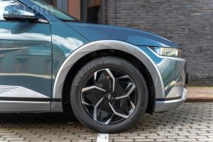 Серый Хендай Ioniq 2021 в Рига, объемом двигателя 0.00 л и пробегом 55 тыс. км за 26900 €, фото 8 на AUTOMOTO.COM.LV