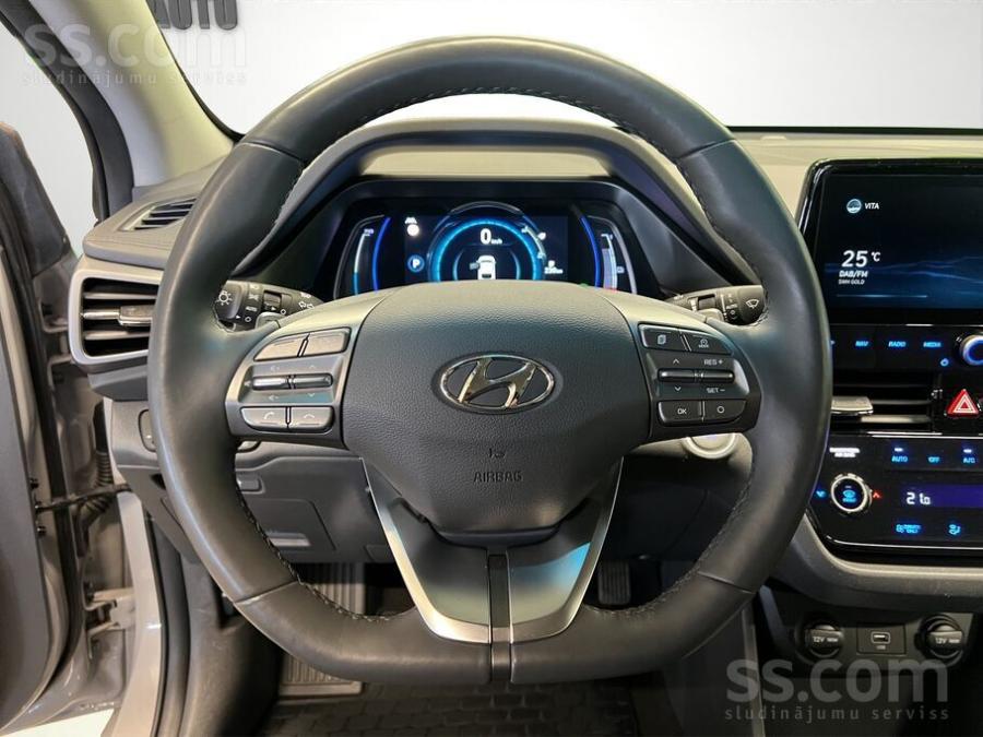 Grey Hyundai Ioniq 2021 in Riga, with an engine capacity of 1.60 L and mileage of 41 thousand km for 14690 €, photo 11 on AUTOMOTO.COM.LV