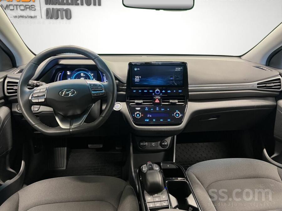 Grey Hyundai Ioniq 2021 in Riga, with an engine capacity of 1.60 L and mileage of 41 thousand km for 14690 €, photo 14 on AUTOMOTO.COM.LV