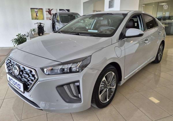 Pelēks Hyundai Ioniq 2021 Šauļi, ar dzinēja tilpumu 1.58 L un nobraukumu 45 tūkst. km par 17800 €, foto 2 vietnē AUTOMOTO.COM.LV