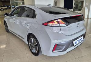 Серый Хендай Ioniq 2021 в Шяуляй, объемом двигателя 1.58 л и пробегом 45 тыс. км за 17800 €, фото 4 на AUTOMOTO.COM.LV