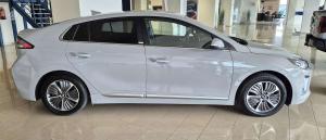 Серый Хендай Ioniq 2021 в Шяуляй, объемом двигателя 1.58 л и пробегом 45 тыс. км за 17800 €, фото 7 на AUTOMOTO.COM.LV