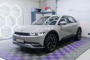 Grey Hyundai Ioniq 2021 in Riga, with an engine capacity of 0.00 L and mileage of 81 thousand km for 24890 €, photo 4 on AUTOMOTO.COM.LV