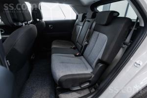 Grey Hyundai Ioniq 2021 in Riga, with an engine capacity of 0.00 L and mileage of 81 thousand km for 24890 €, photo 17 on AUTOMOTO.COM.LV