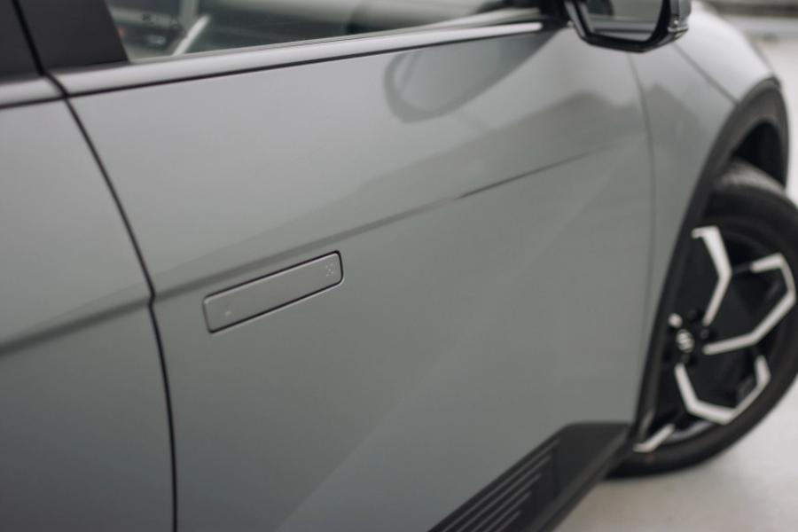 Pelēks Hyundai Ioniq 2022 Rīga, ar dzinēja tilpumu 0.00 L un nobraukumu 35 tūkst. km par 29500 €, foto 4 vietnē AUTOMOTO.COM.LV