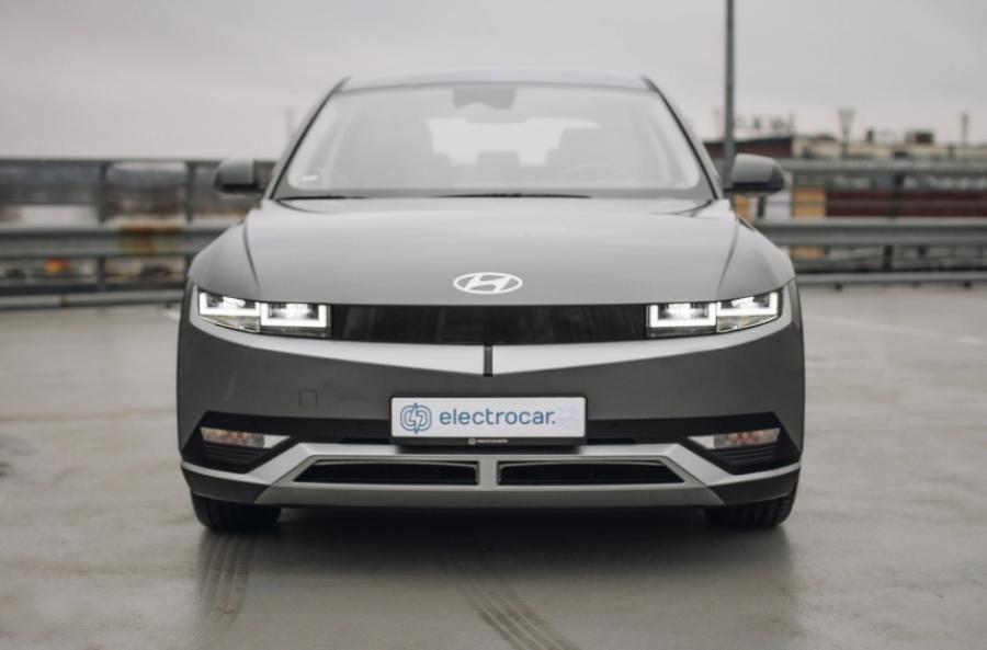 Pelēks Hyundai Ioniq 2022 Rīga, ar dzinēja tilpumu 0.00 L un nobraukumu 35 tūkst. km par 29500 €, foto 8 vietnē AUTOMOTO.COM.LV