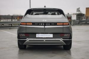 Pelēks Hyundai Ioniq 2022 Rīga, ar dzinēja tilpumu 0.00 L un nobraukumu 35 tūkst. km par 29500 €, foto 11 vietnē AUTOMOTO.COM.LV