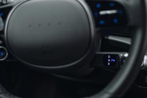 Pelēks Hyundai Ioniq 2022 Rīga, ar dzinēja tilpumu 0.00 L un nobraukumu 35 tūkst. km par 29500 €, foto 16 vietnē AUTOMOTO.COM.LV