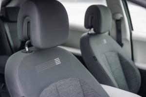 Pelēks Hyundai Ioniq 2022 Rīga, ar dzinēja tilpumu 0.00 L un nobraukumu 35 tūkst. km par 29500 €, foto 17 vietnē AUTOMOTO.COM.LV