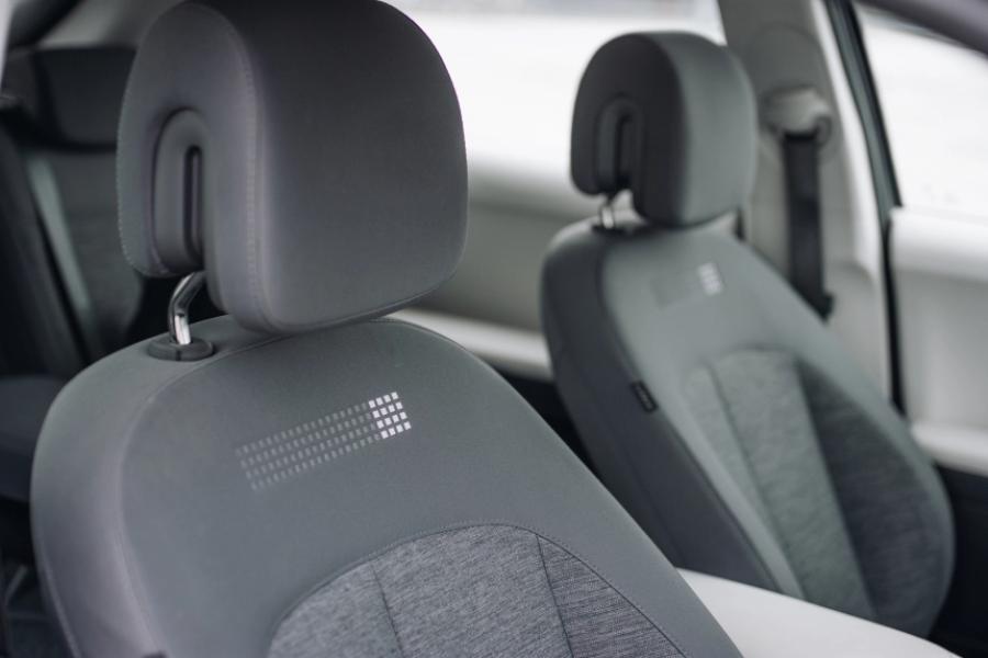 Pelēks Hyundai Ioniq 2022 Rīga, ar dzinēja tilpumu 0.00 L un nobraukumu 35 tūkst. km par 29500 €, foto 17 vietnē AUTOMOTO.COM.LV