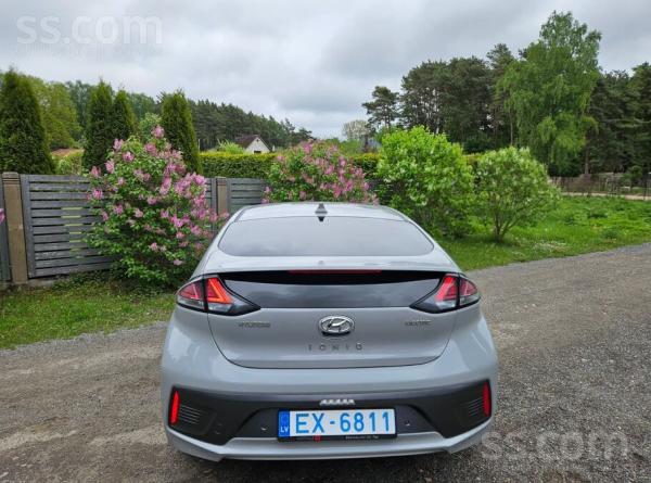 Серый Хендай Ioniq 2022 в Рига, объемом двигателя 0.00 л и пробегом 77 тыс. км за 17500 €, фото 4 на AUTOMOTO.COM.LV