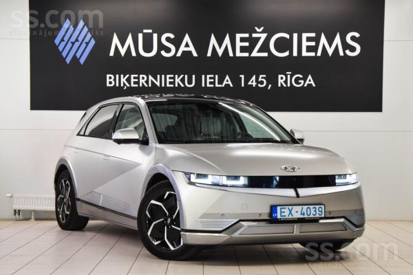 Grey Hyundai Ioniq 2022 in Riga, with an engine capacity of 0.00 L and mileage of 131 thousand km for 25990 €, photo 4 on AUTOMOTO.COM.LV