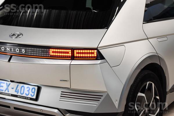 Grey Hyundai Ioniq 2022 in Riga, with an engine capacity of 0.00 L and mileage of 131 thousand km for 25990 €, photo 11 on AUTOMOTO.COM.LV