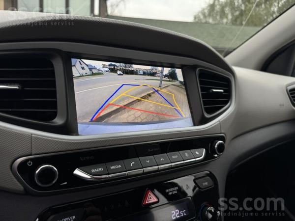 Pelēks Hyundai Ioniq 2018 Tukums, ar dzinēja tilpumu 1.60 L un nobraukumu 91 tūkst. km par 13900 €, foto 10 vietnē AUTOMOTO.COM.LV