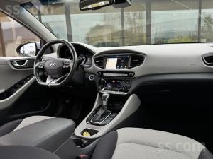 Pelēks Hyundai Ioniq 2018 Tukums, ar dzinēja tilpumu 1.60 L un nobraukumu 91 tūkst. km par 13900 €, foto 8 vietnē AUTOMOTO.COM.LV