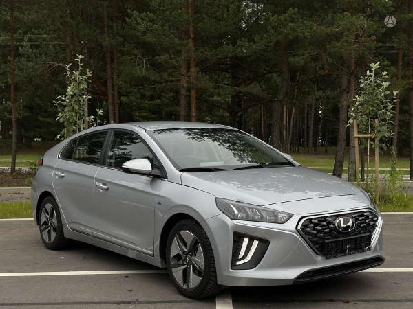 Grey Hyundai Ioniq 2019 in Utena, with an engine capacity of 1.58 L and mileage of 166 thousand km for 10700 €, photo 1 on AUTOMOTO.COM.LV
