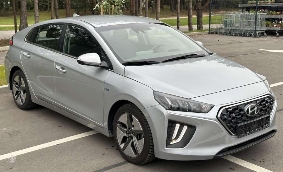 Pelēks Hyundai Ioniq 2019 Utena, ar dzinēja tilpumu 1.58 L un nobraukumu 166 tūkst. km par 10700 €, foto 3 vietnē AUTOMOTO.COM.LV