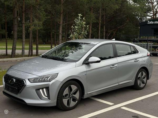 Grey Hyundai Ioniq 2019 in Utena, with an engine capacity of 1.58 L and mileage of 166 thousand km for 10700 €, photo 5 on AUTOMOTO.COM.LV