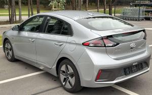 Pelēks Hyundai Ioniq 2019 Utena, ar dzinēja tilpumu 1.58 L un nobraukumu 166 tūkst. km par 10700 €, foto 7 vietnē AUTOMOTO.COM.LV