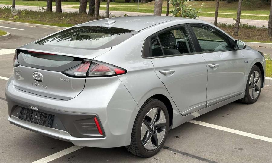 Pelēks Hyundai Ioniq 2019 Utena, ar dzinēja tilpumu 1.58 L un nobraukumu 166 tūkst. km par 10700 €, foto 9 vietnē AUTOMOTO.COM.LV